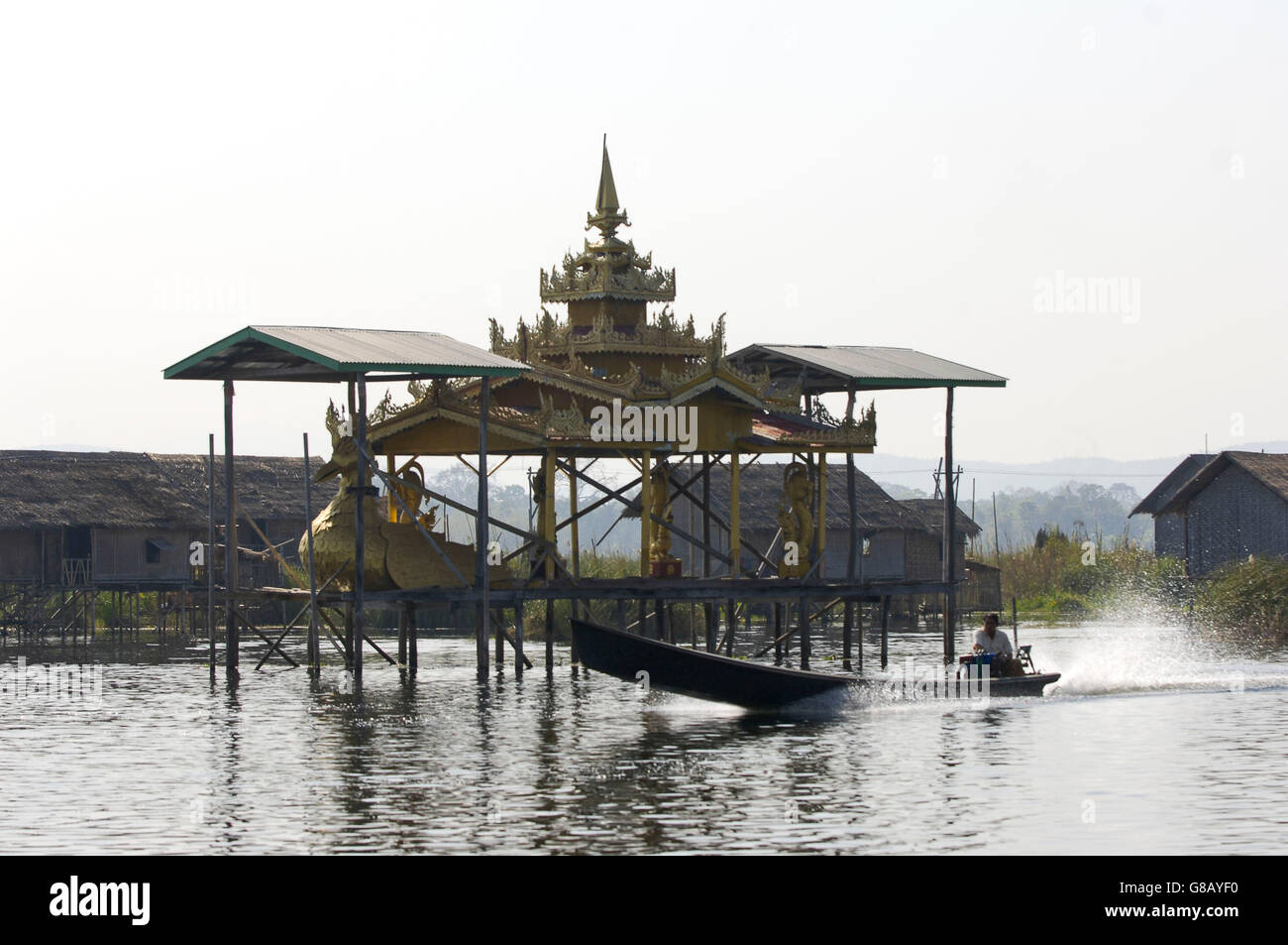 Asia, Myanmar, Taunggyi, Inle lake, State Shan, Burma, tipical boat ...