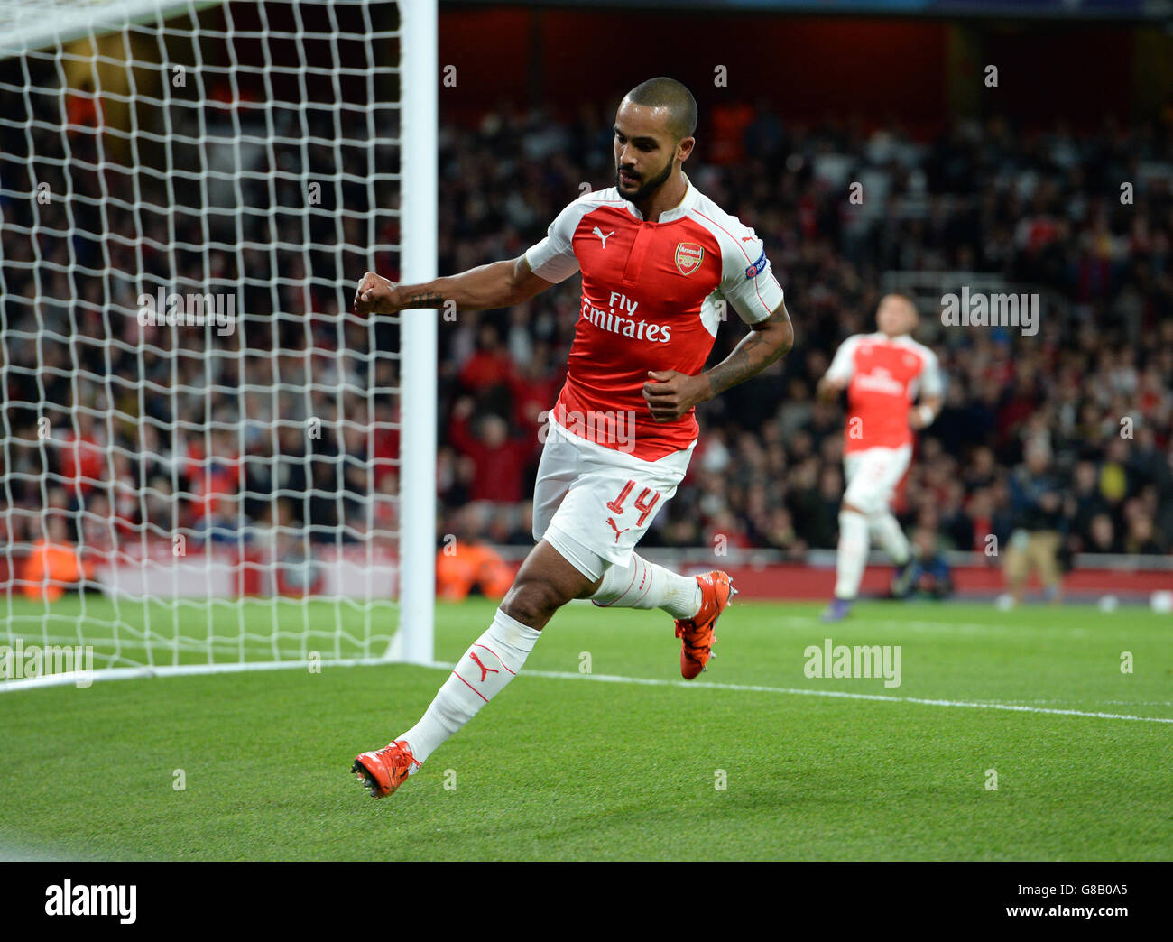 Soccer - UEFA Champions League - Group F - Arsenal v Olympiacos ...