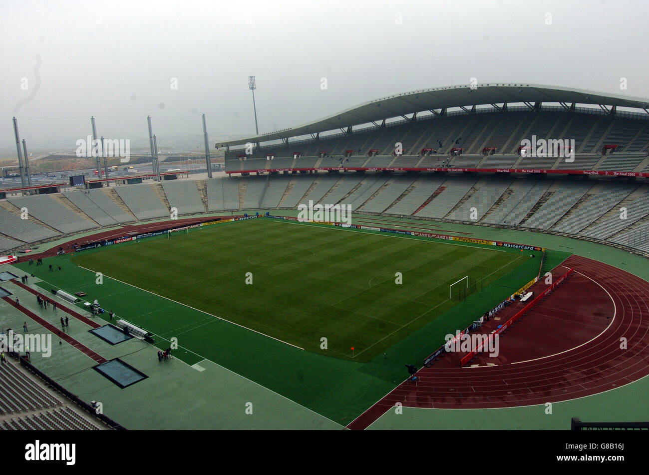 Ataturk olympic stadium ataturk olympic stadium hi-res stock ...