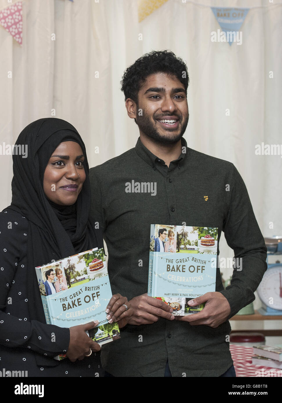 British bakeoff hi-res stock photography and images - Alamy