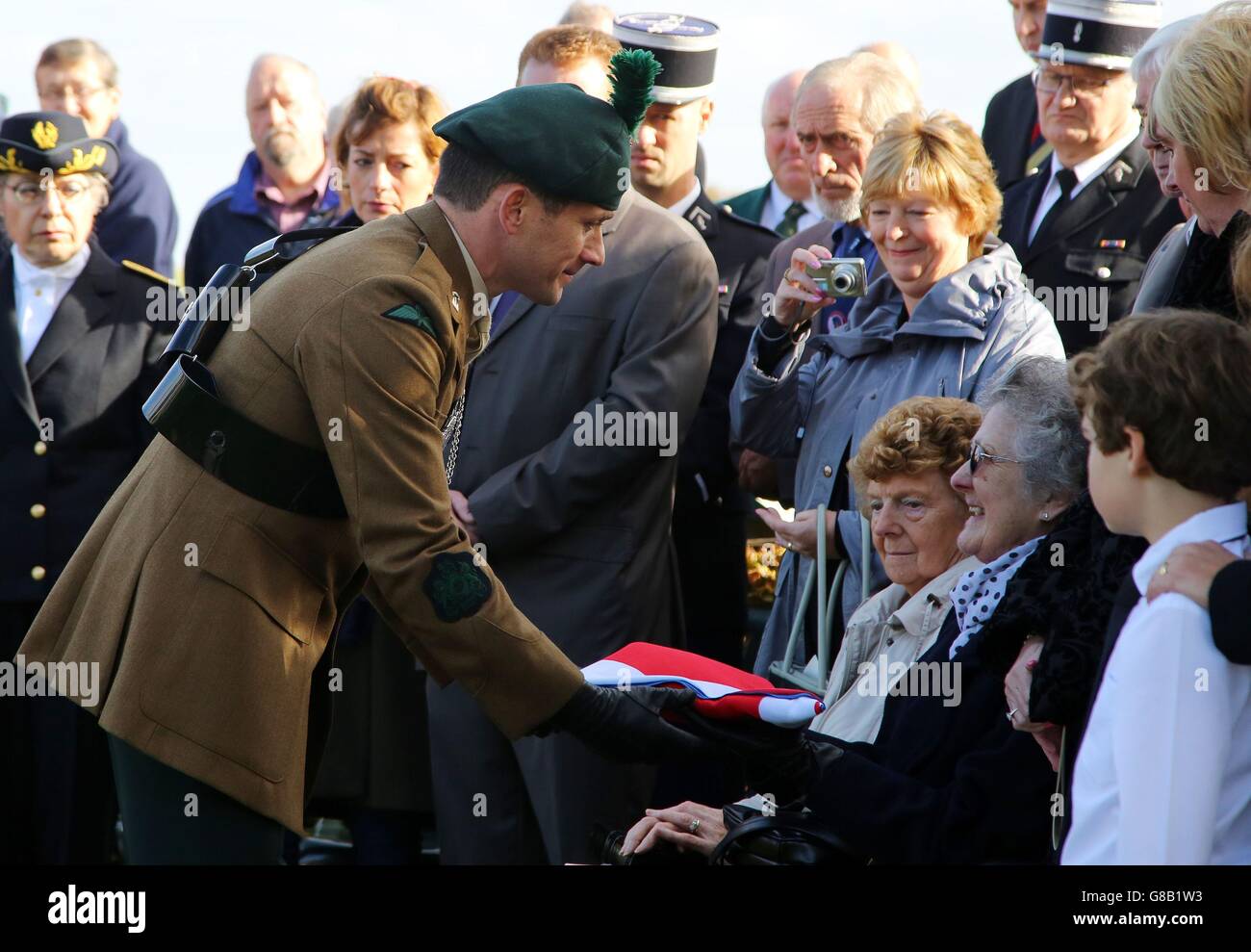 Helen Coleman, granddaughter of First World War soldier Sgt. David ...