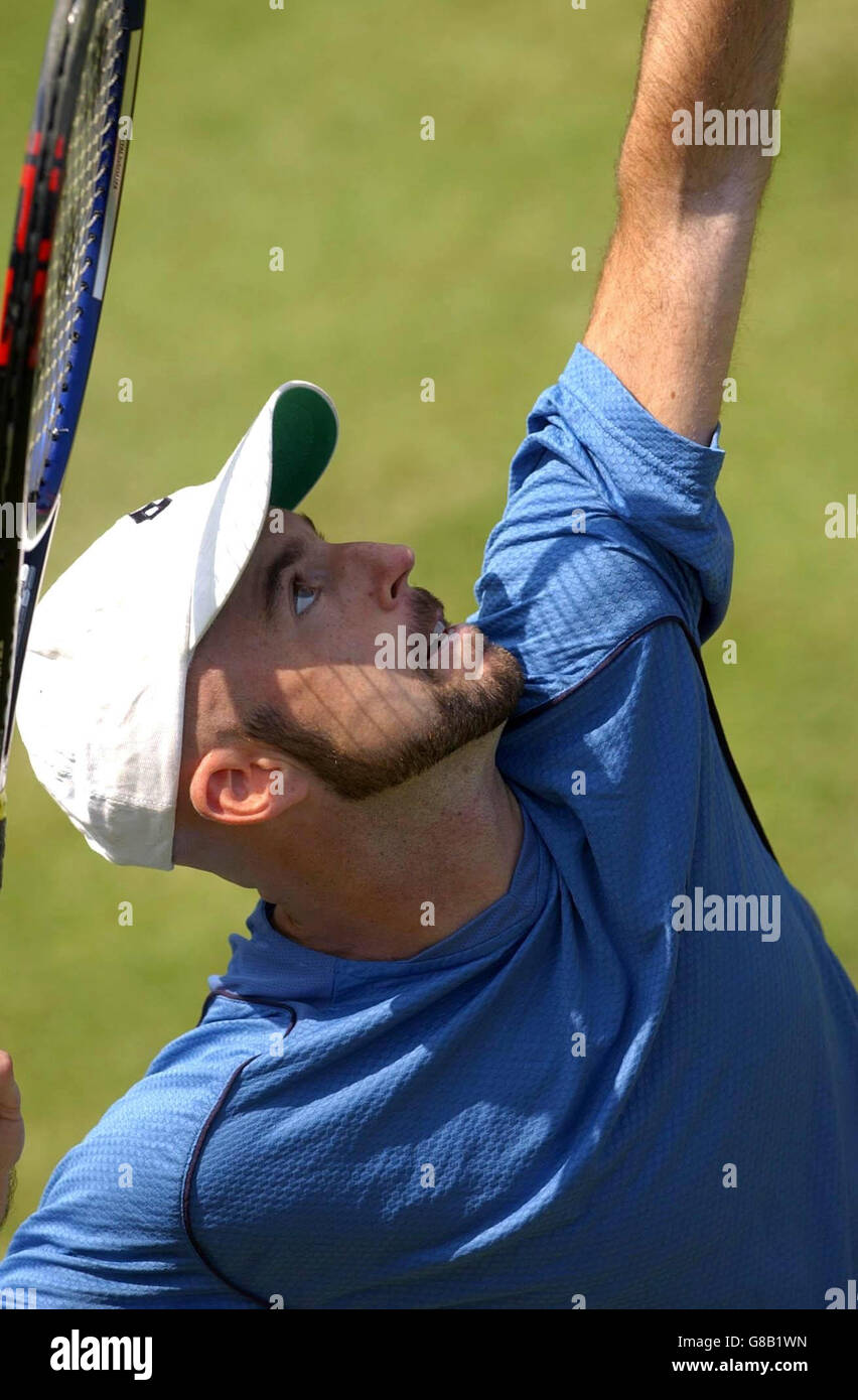Tennis - Stella Artois Championship 2005 - Jamie Delgado v Gael Monfils ...