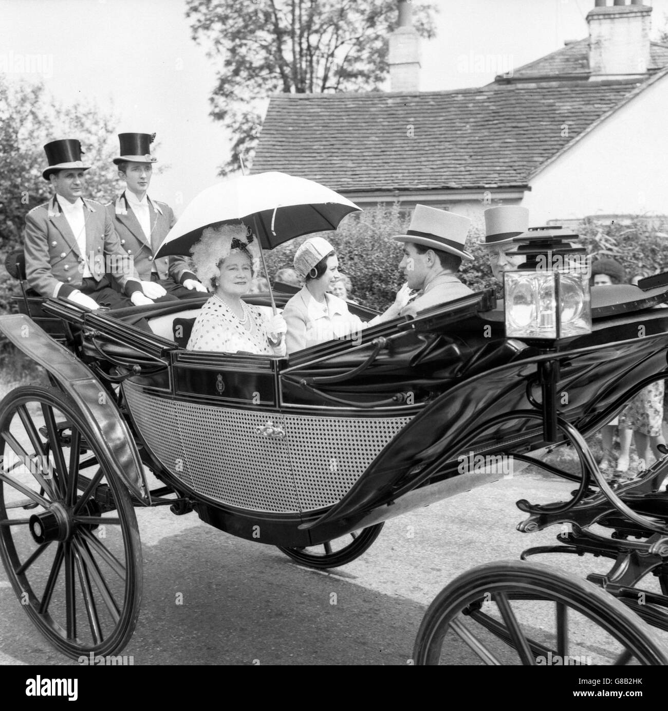 Royalty - Royal Ascot Race Meeting - Queen Mother - London Stock Photo ...