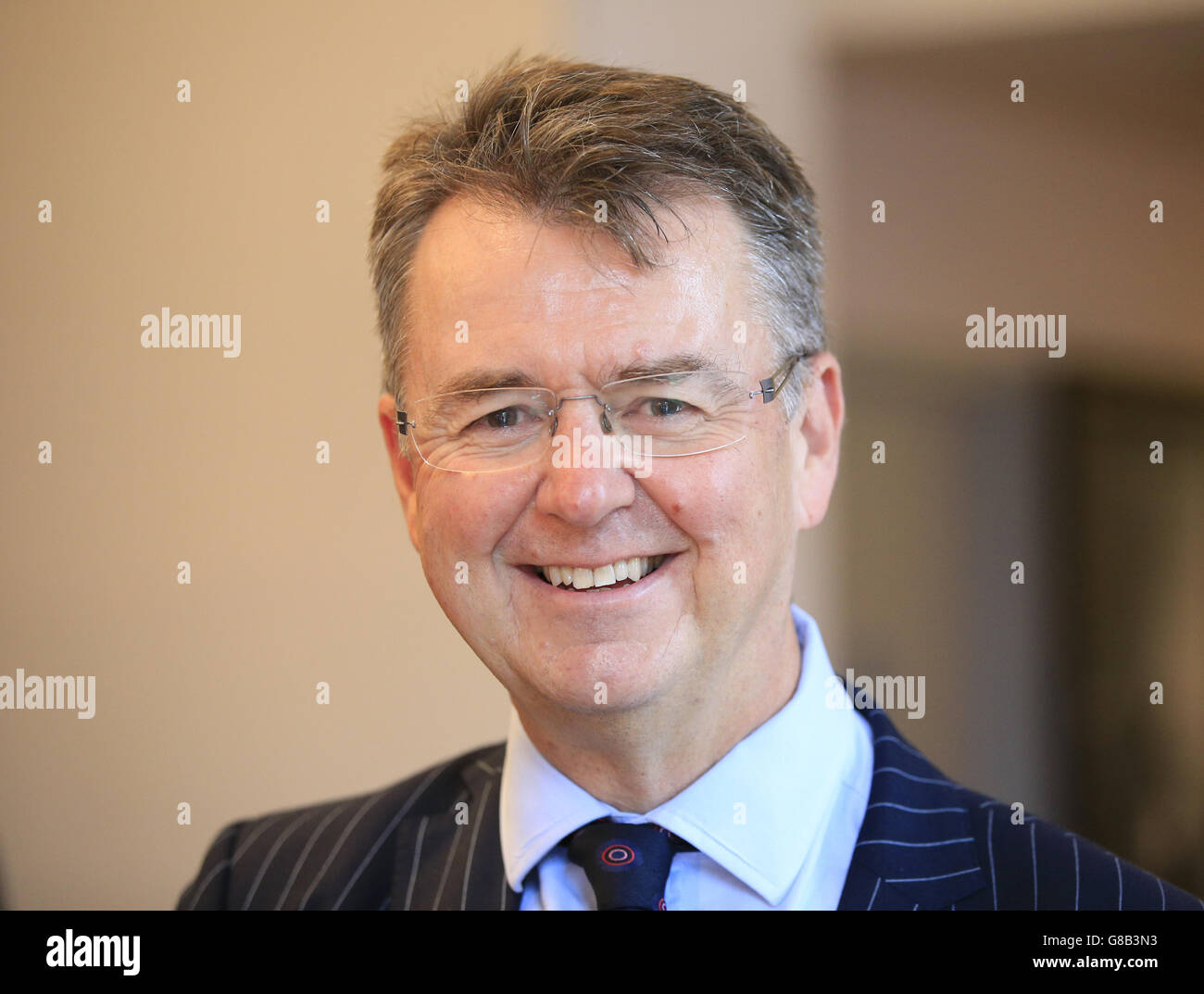 Ftse 100 photos hi-res stock photography and images - Alamy