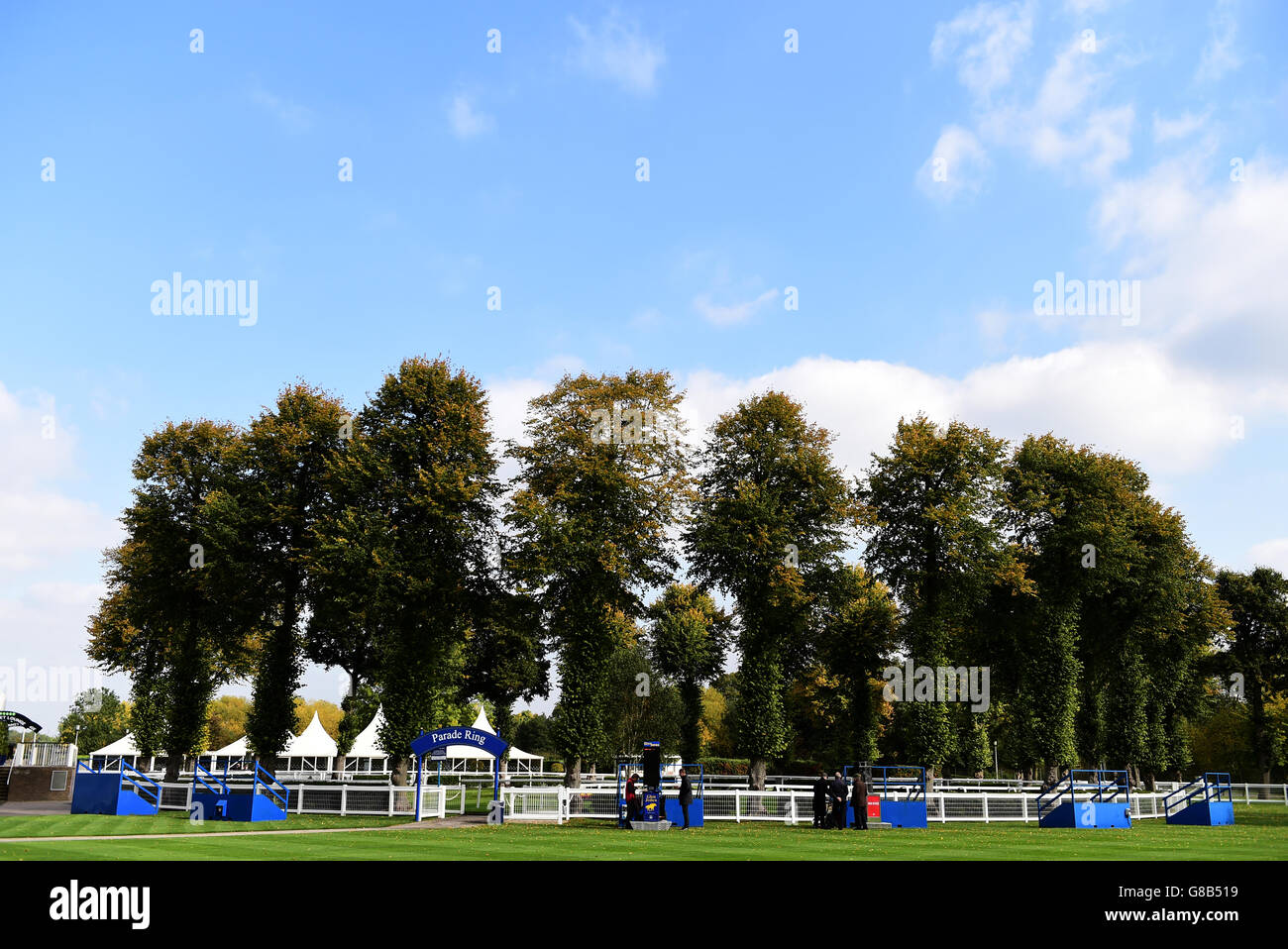 Windsor racecourse general hi-res stock photography and images - Alamy