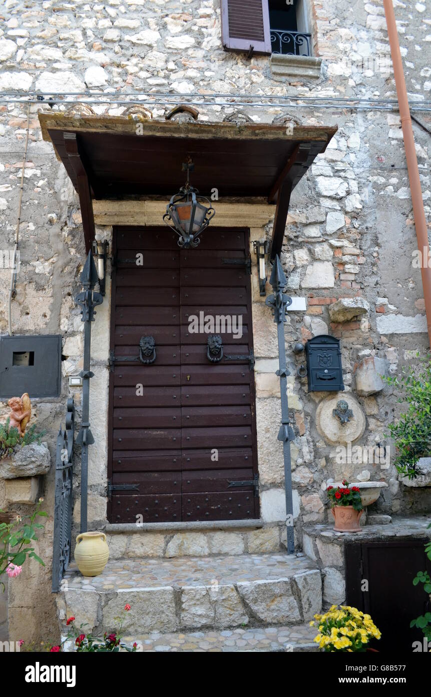 Medieval brick house hi-res stock photography and images - Alamy