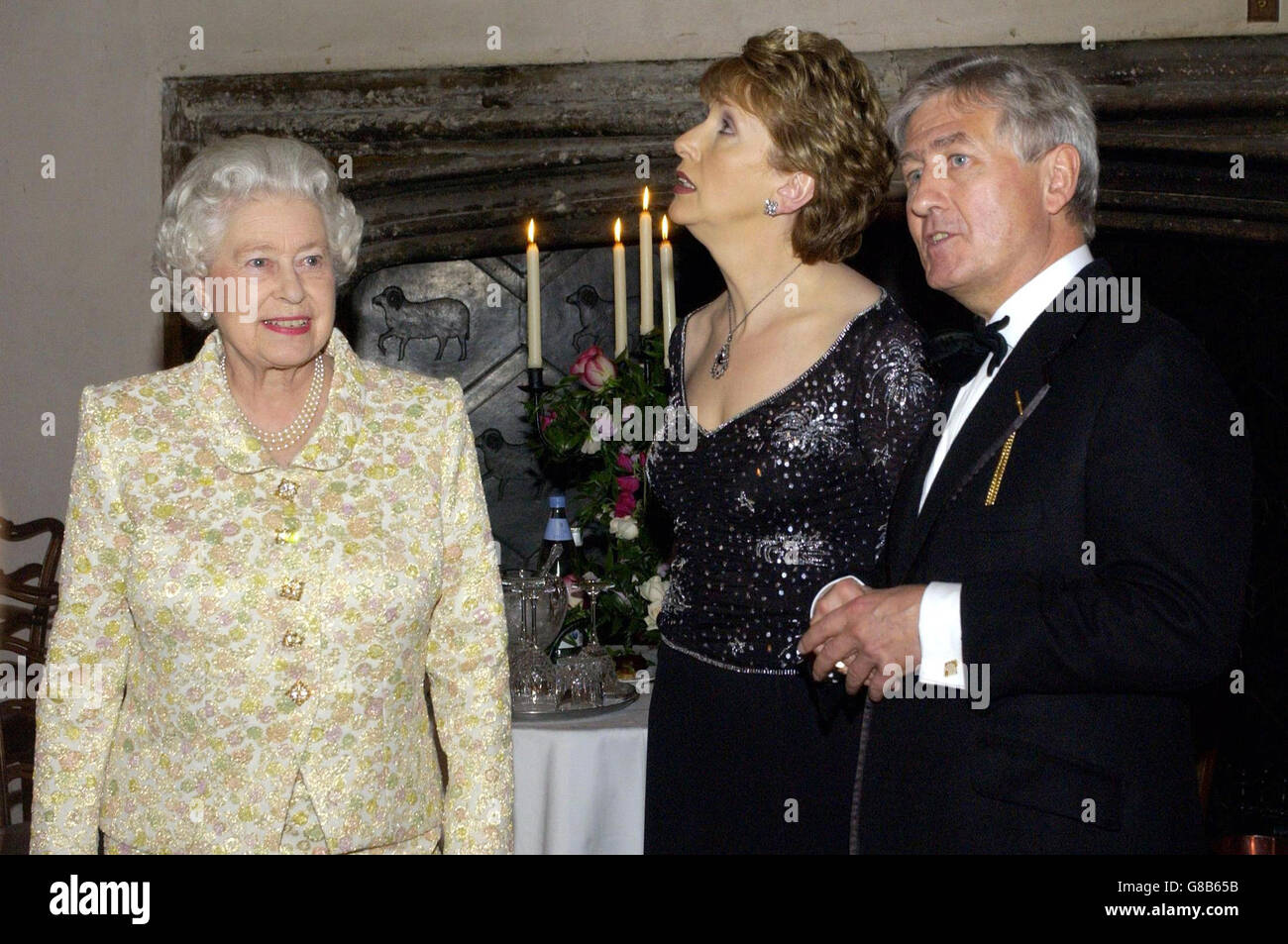 Britain's Queen Elizabeth II with Irish President Mary McAleese and ...