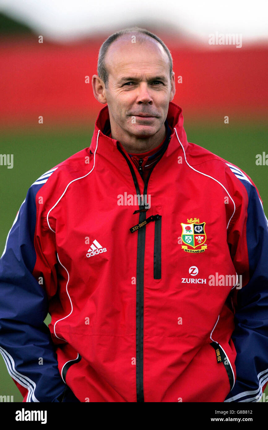 British irish lions coach sir clive woodward hi-res stock photography ...