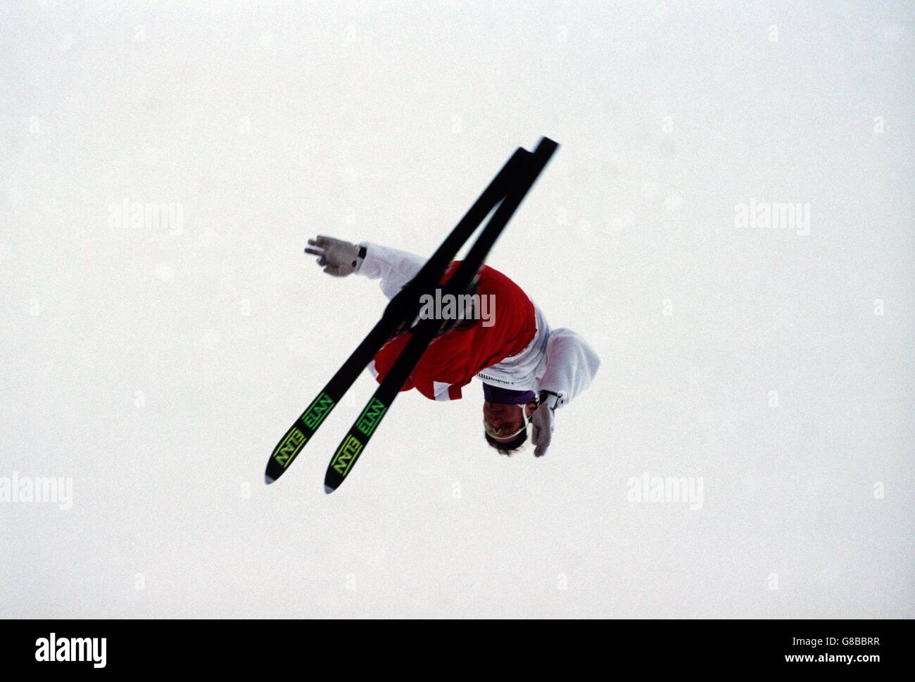 Freestyle aerial skiing hi-res stock photography and images - Alamy