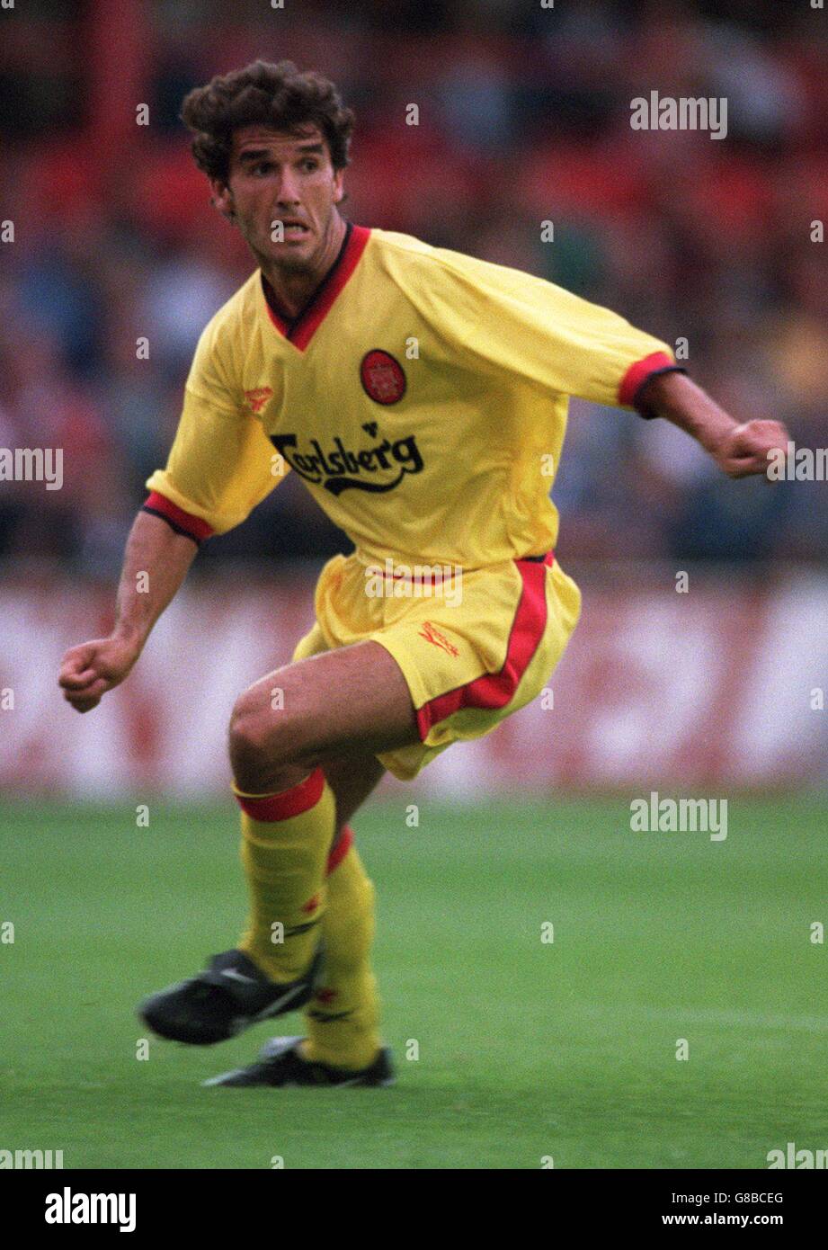 Karl heinz riedle liverpool hi-res stock photography and images - Alamy