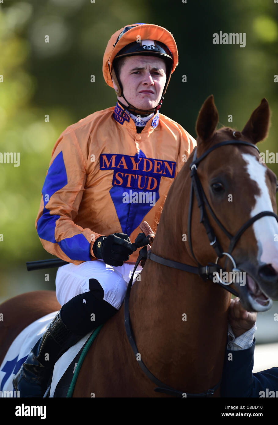 Horse Racing - Windsor Racecourse. Jockey John Fahy at Windsor Racecourse Stock Photo - Alamy