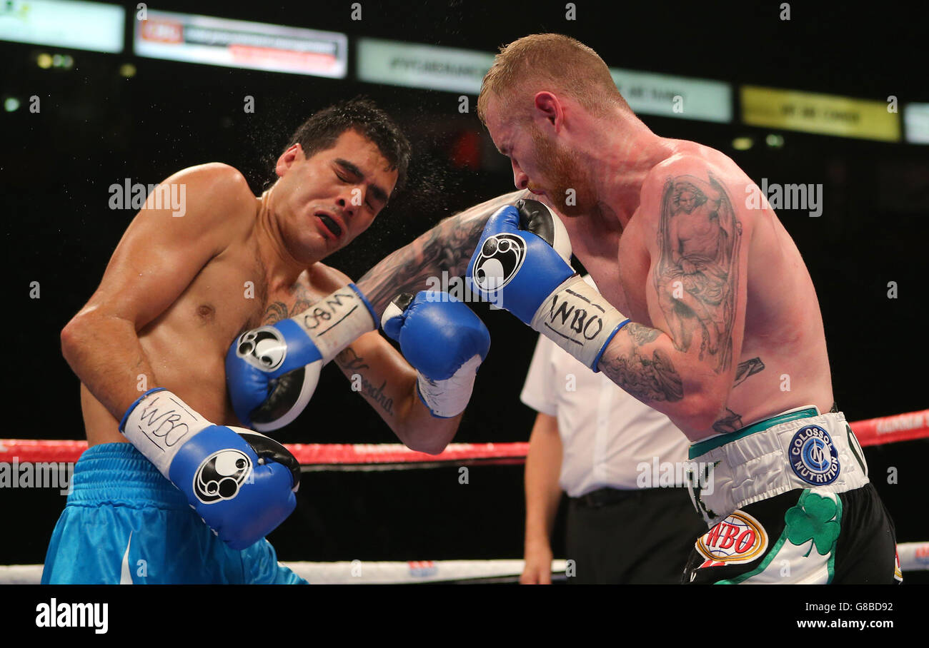 Super welterweight bout manchester arena hi-res stock photography and ...