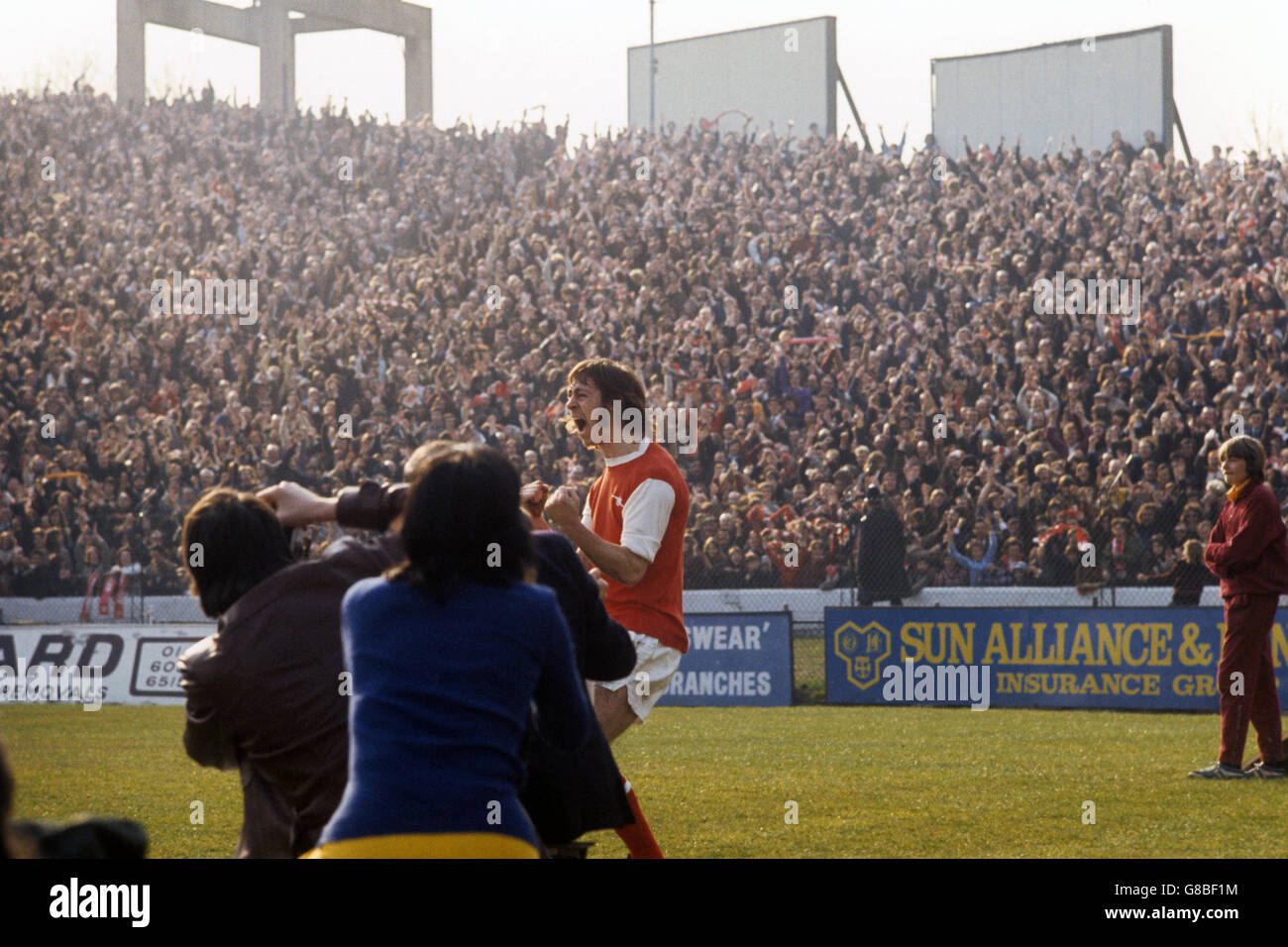 Charlie George celebrates after scoring for Arsenal against Chelsea ...
