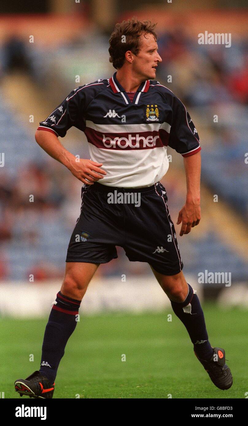 Nicky Summerbee High Resolution Stock Photography and Images - Alamy