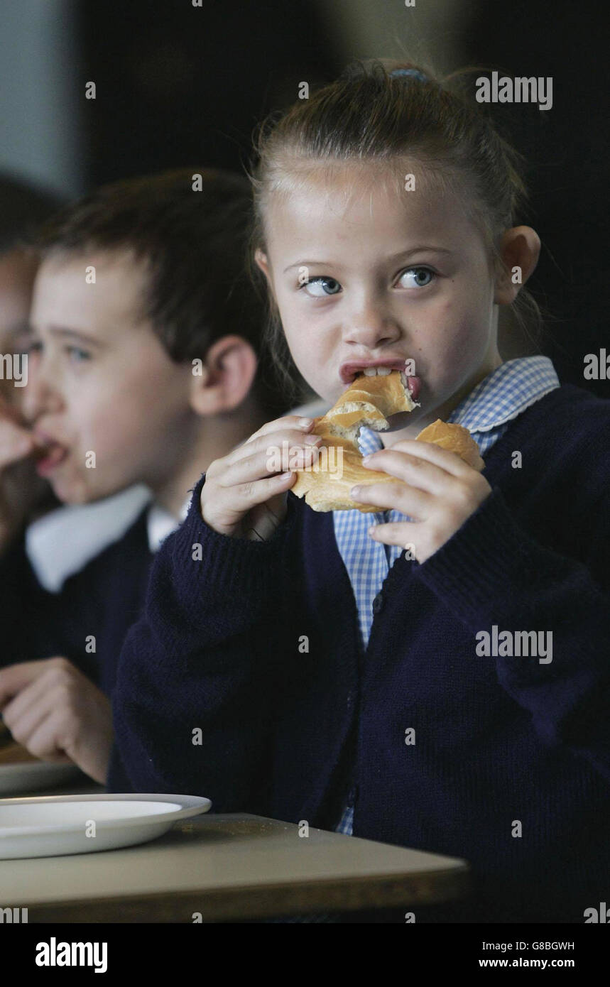 Millfields community schools breakfast club hi-res stock photography ...