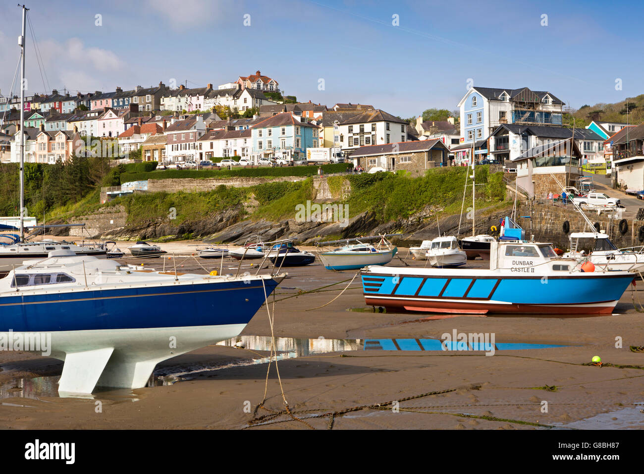 New quay wales uk hi-res stock photography and images - Alamy