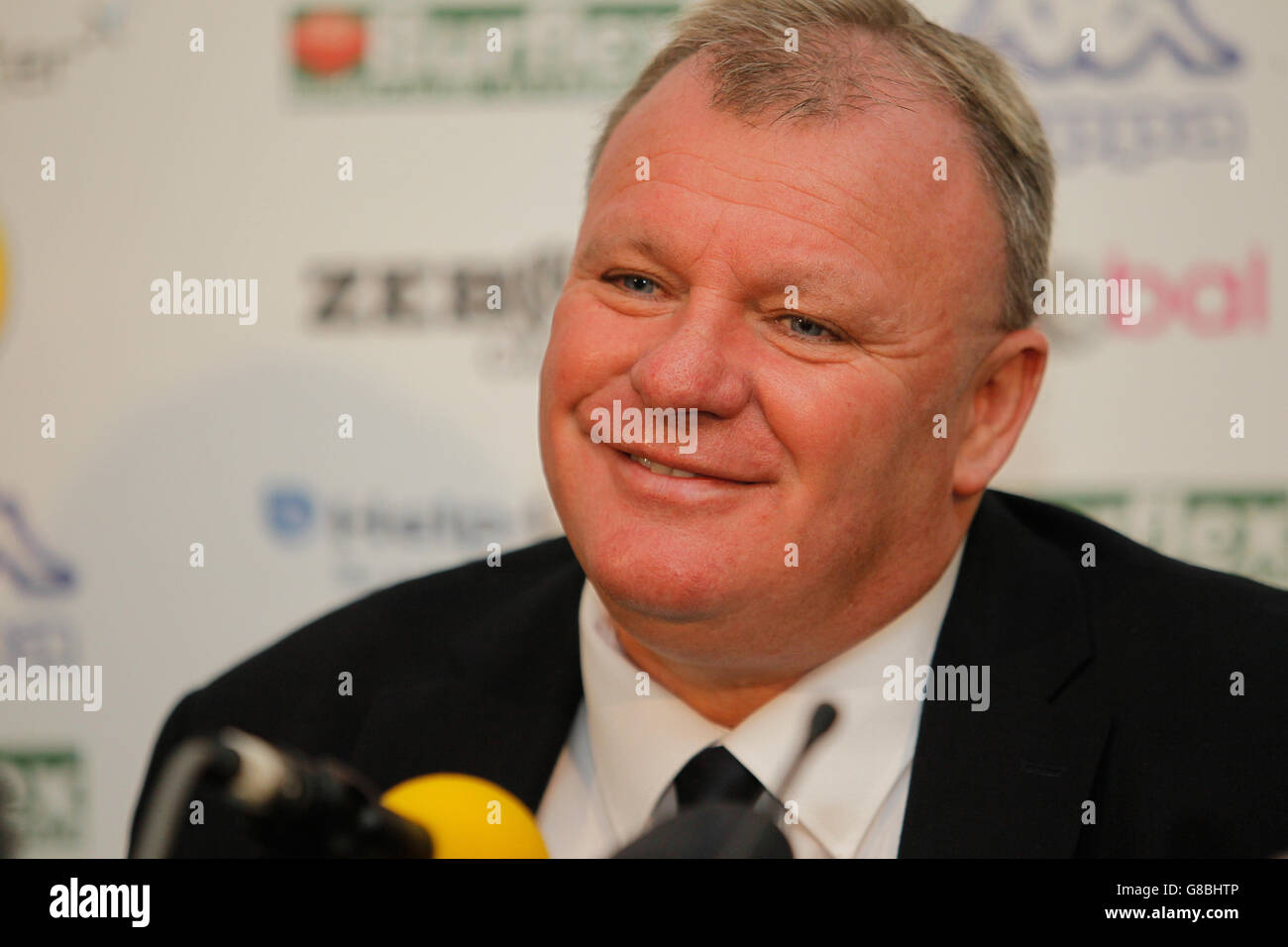 Steve evans leeds hi-res stock photography and images - Alamy