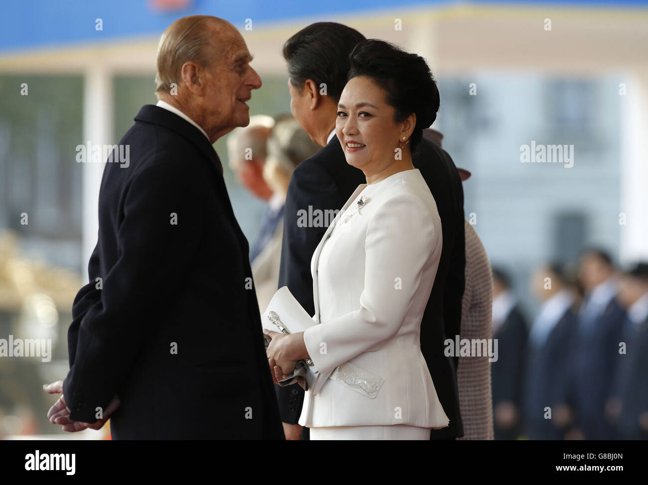 The Duke of Edinburgh talks to the Chinese first lady, Peng Liyuan ...