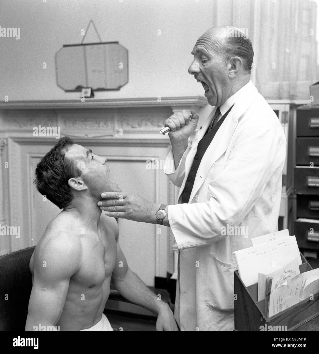 Boxing - Medical - Salvatore Burruni - London Stock Photo - Alamy