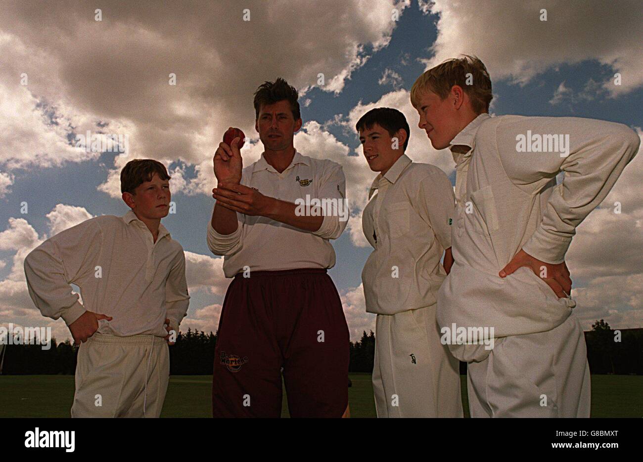 Cricket - Neil Foster - Northampton Bowling Coach Stock Photo - Alamy