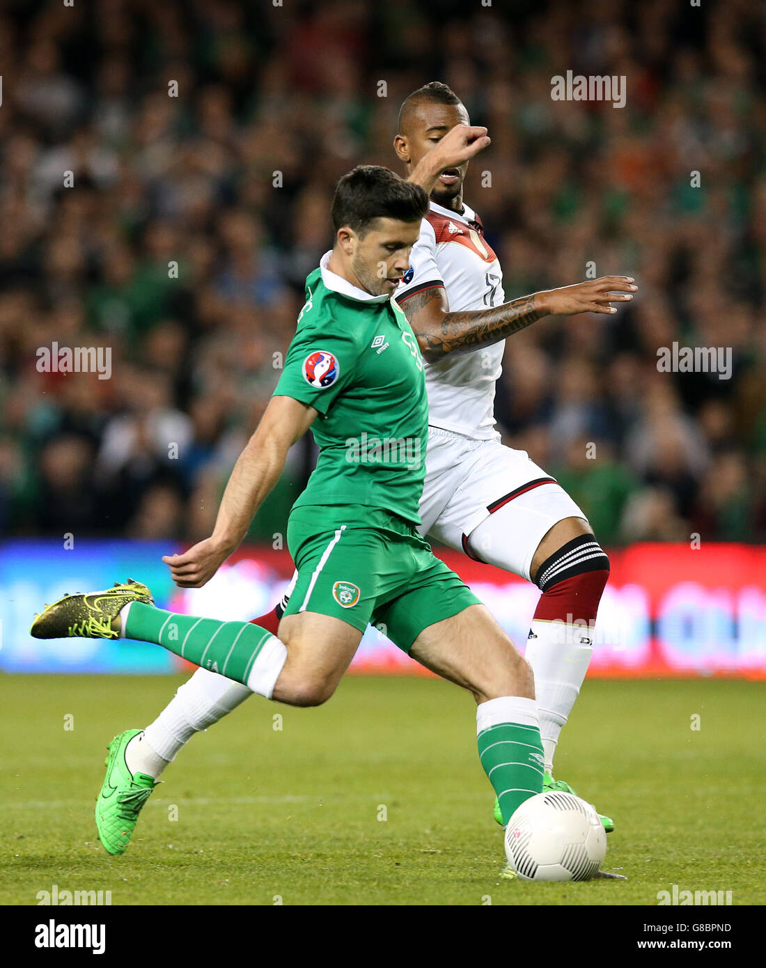 Shane long hi-res stock photography and images - Alamy