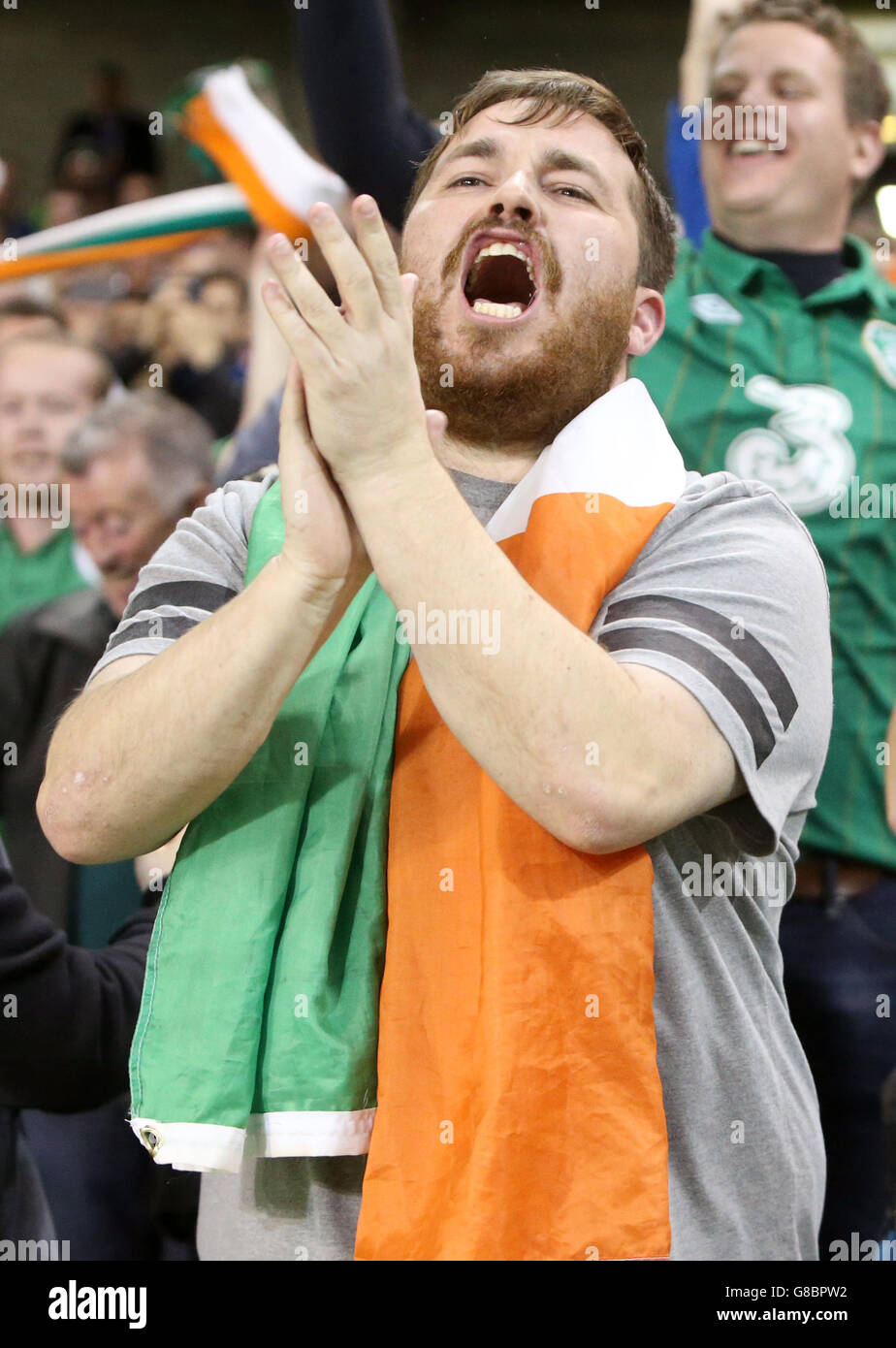 All ireland football final fans hi-res stock photography and images - Alamy