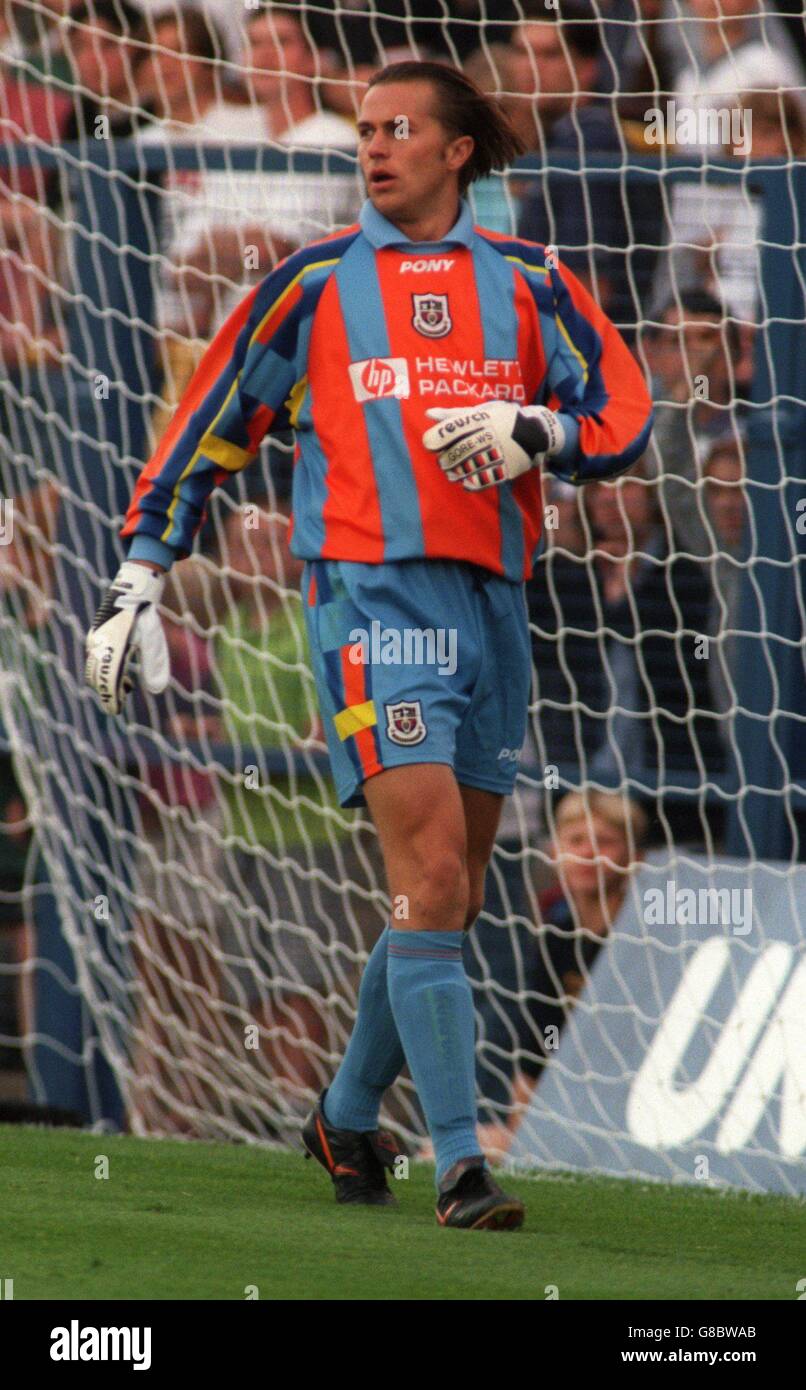 Tottenham hotspurs ian walker hi-res stock photography and images - Alamy