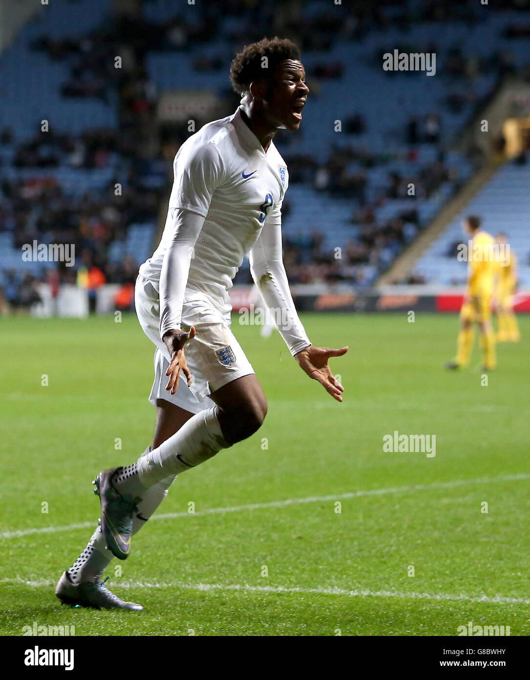 Chuba akpom england international hi-res stock photography and images ...