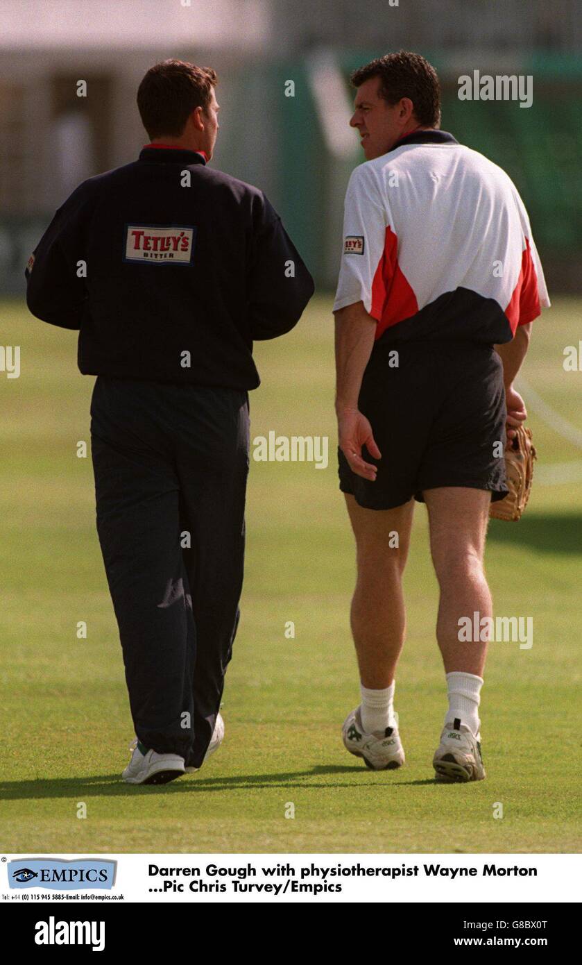 Darren gough with physiotherapist wayne morton hi-res stock photography ...