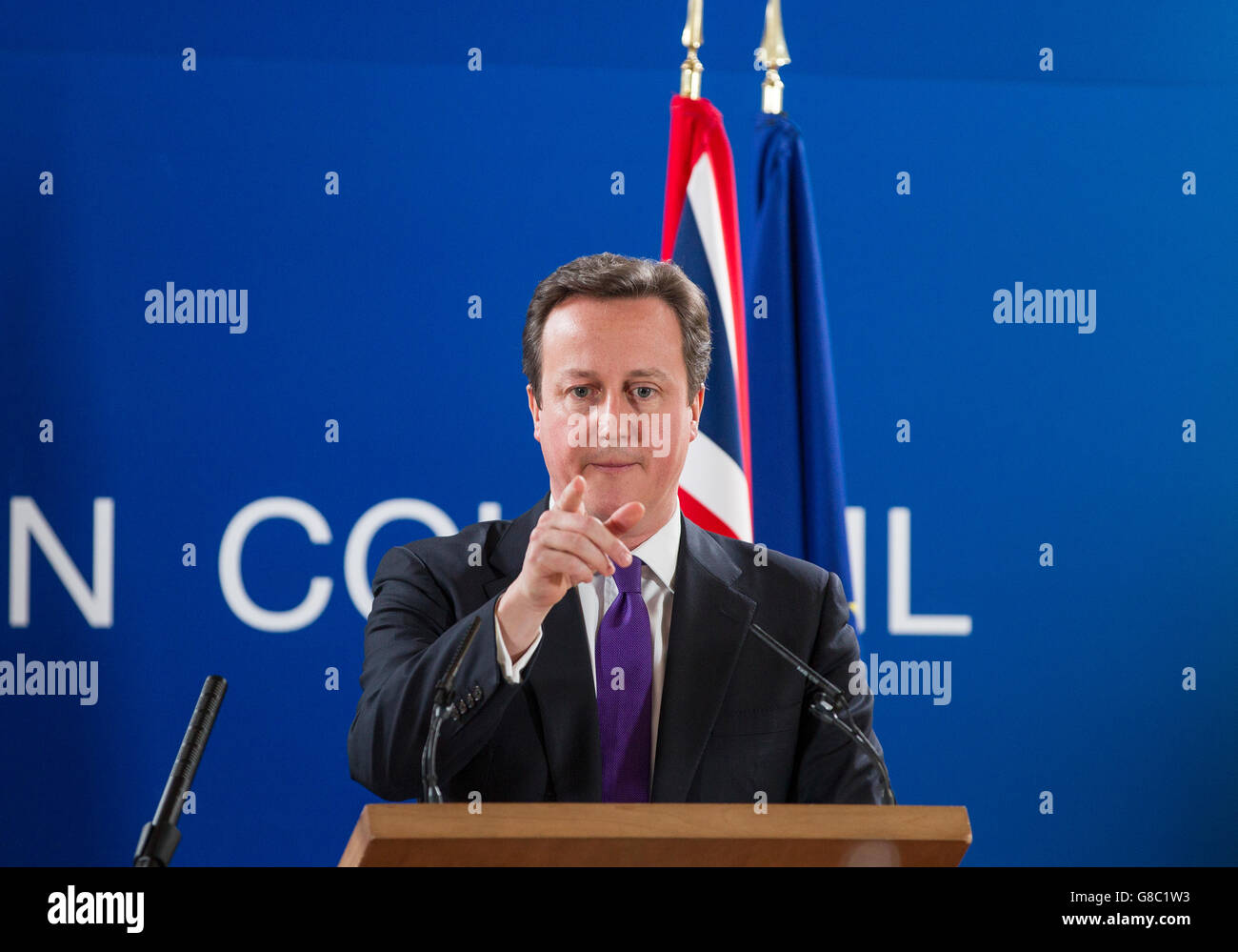 David speaking hi-res stock photography and images - Alamy