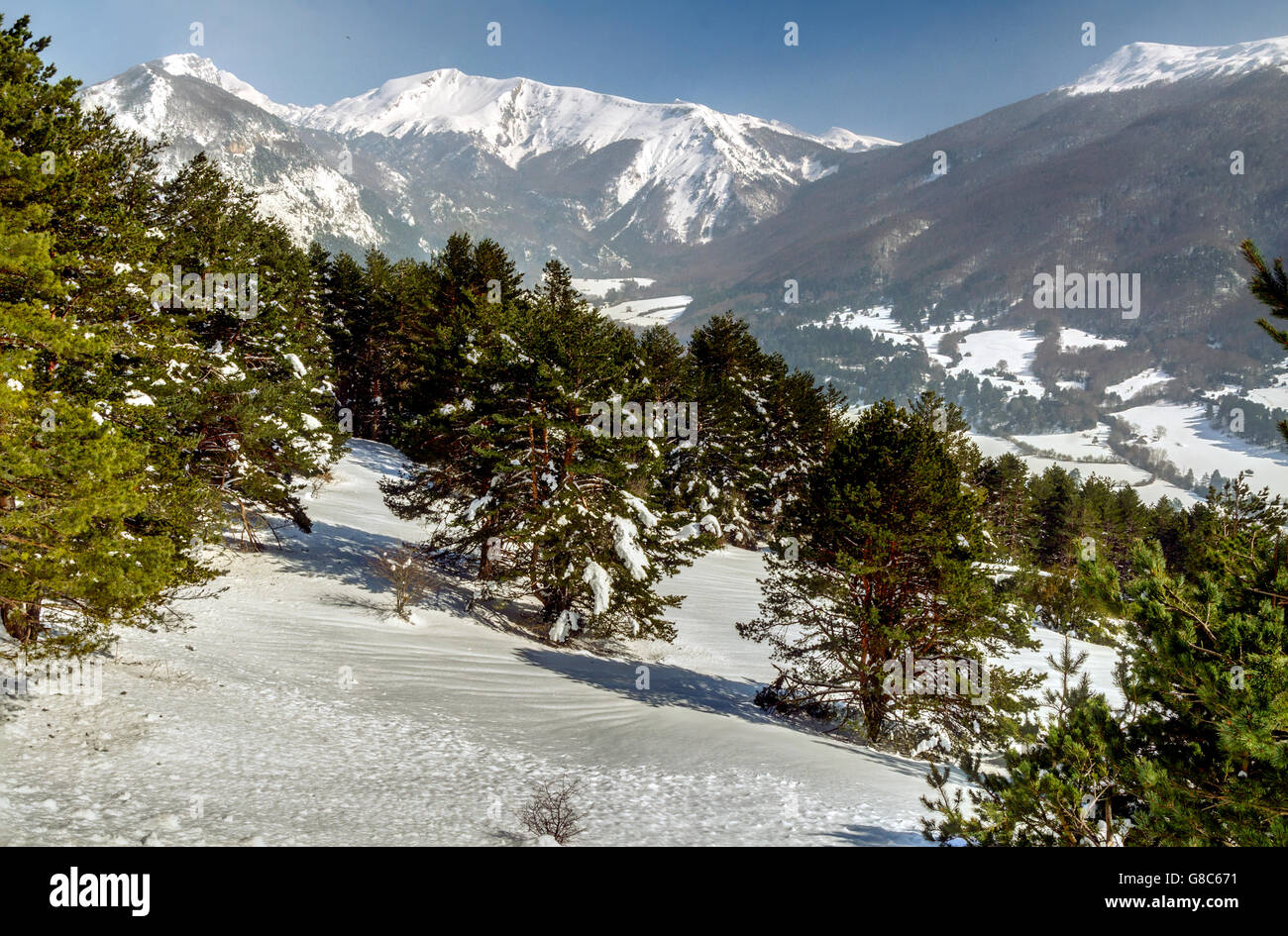 Roncal hi-res stock photography and images - Alamy