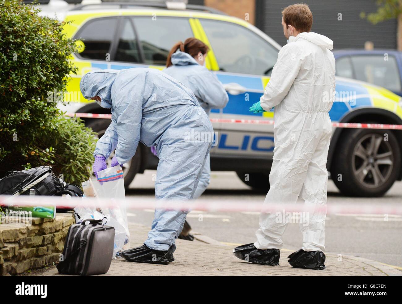Hackney police shooting Stock Photo - Alamy