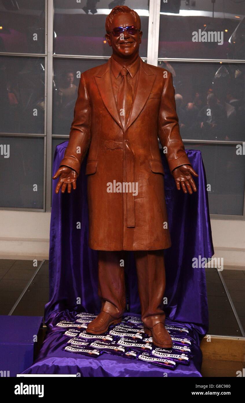 Chocolate Elton John - Madame Tussauds Stock Photo - Alamy