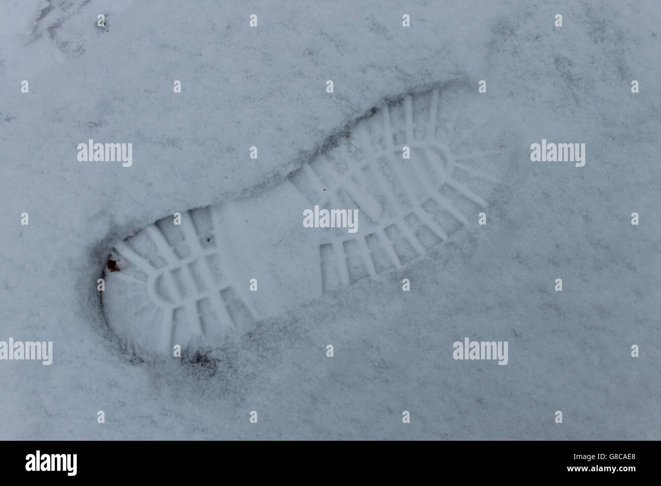 Footprint in snow hi-res stock photography and images - Alamy