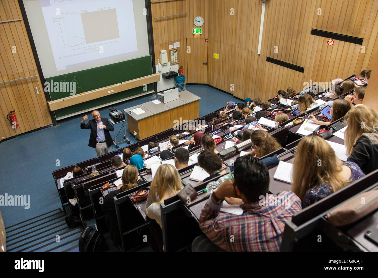 University female lecturer theatre hi-res stock photography and images ...