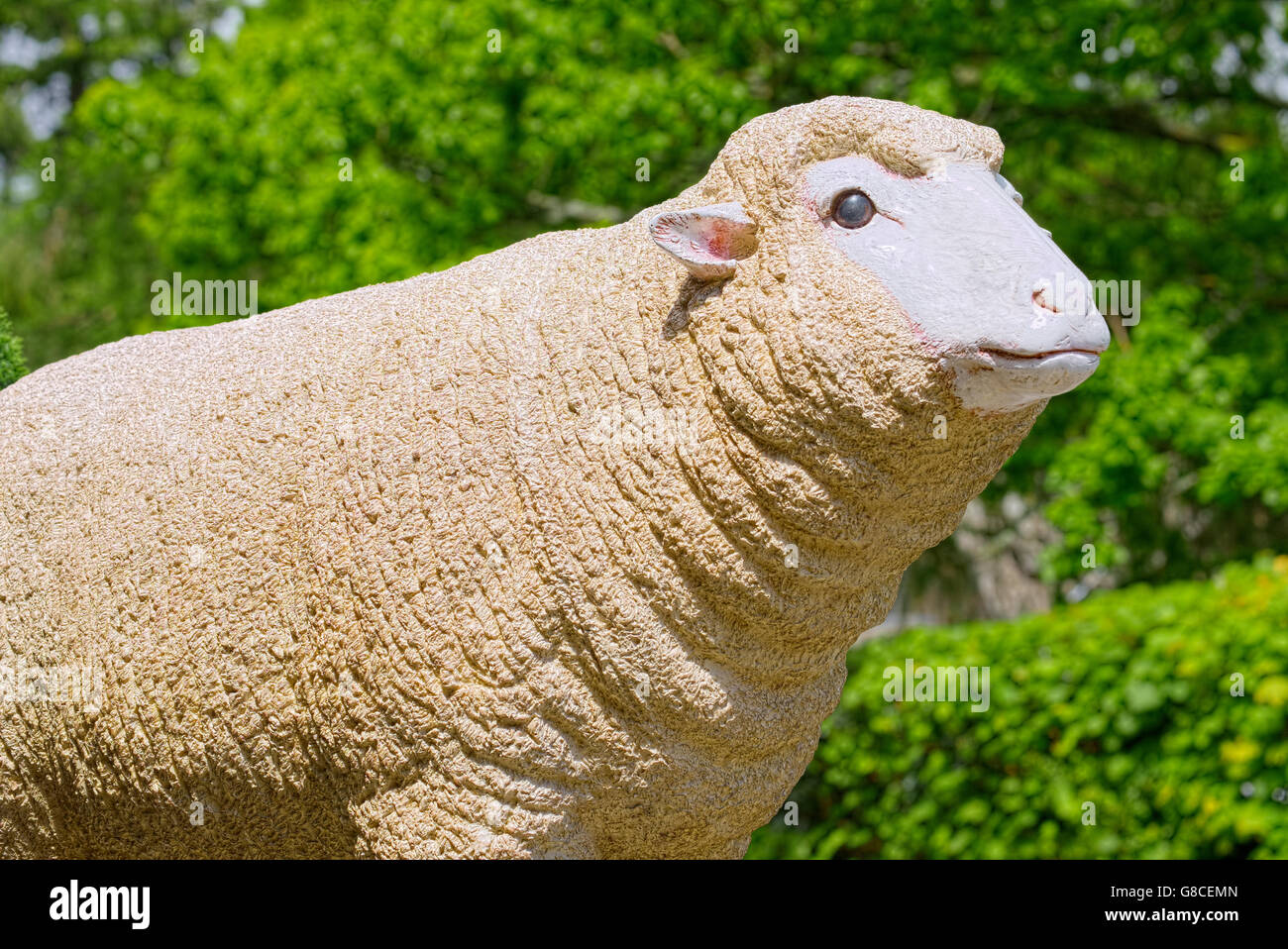 Ceramic sheep hi-res stock photography and images - Alamy