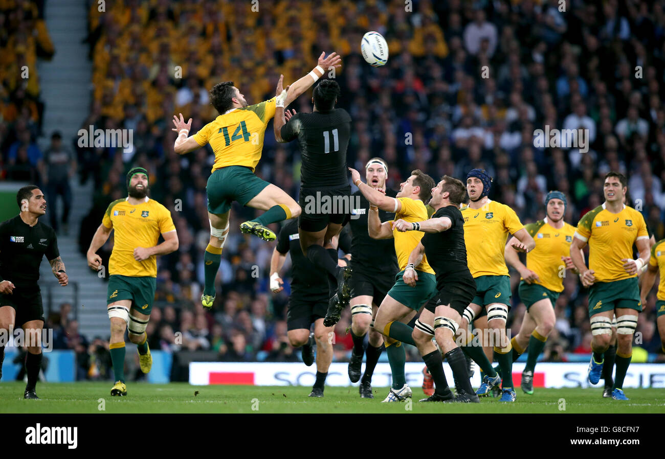 Australia's Adam Ashley-Cooper and New Zealand's Julian Savea (right ...