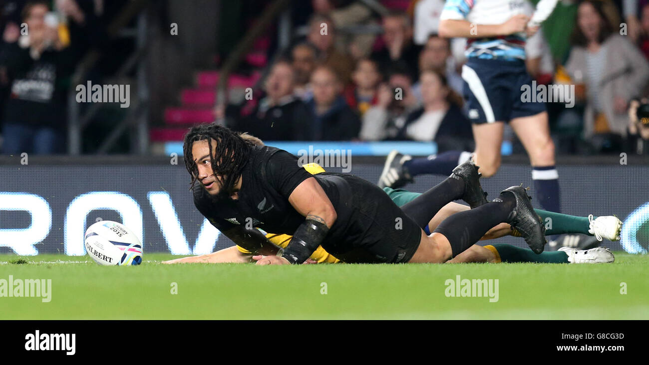 New Zealand's Ma'a Nonu scores his side's second try during the Rugby ...