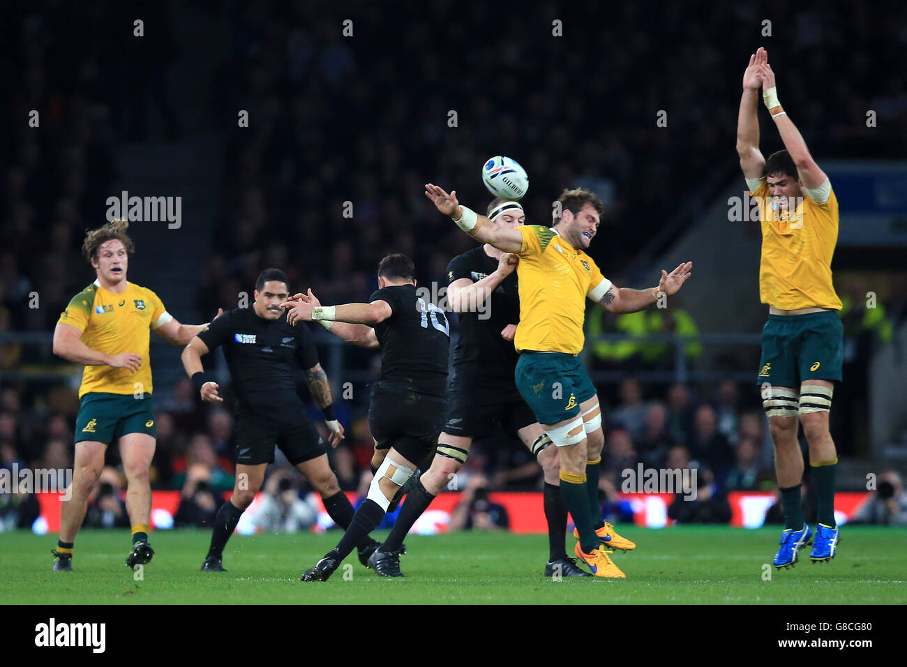 New zealands dan carter during the rugby world cup hi-res stock ...