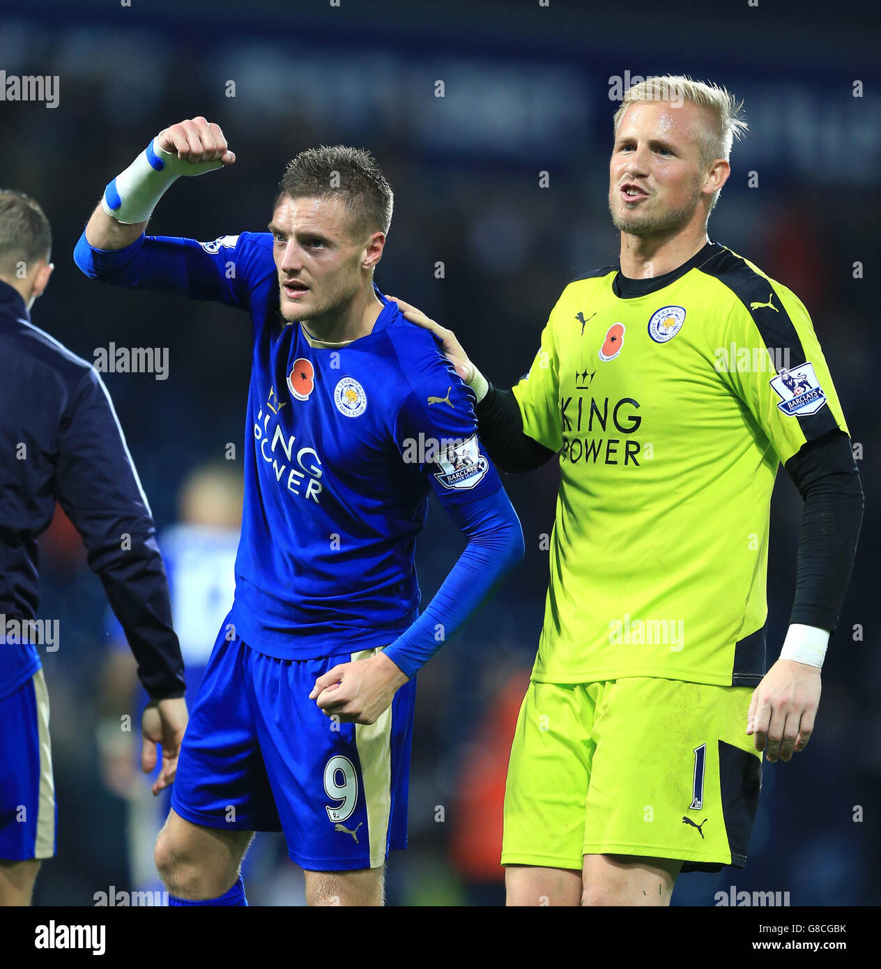 Leicester City's Jamie Vardy (left) celebrates with Kasper Schmeichel ...