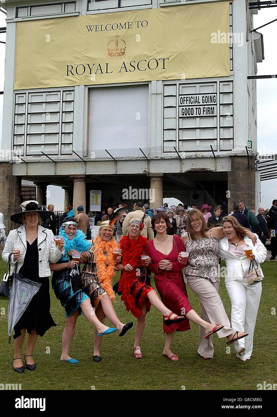Racegoers enjoy ladies day at royal ascot in york hi-res stock ...