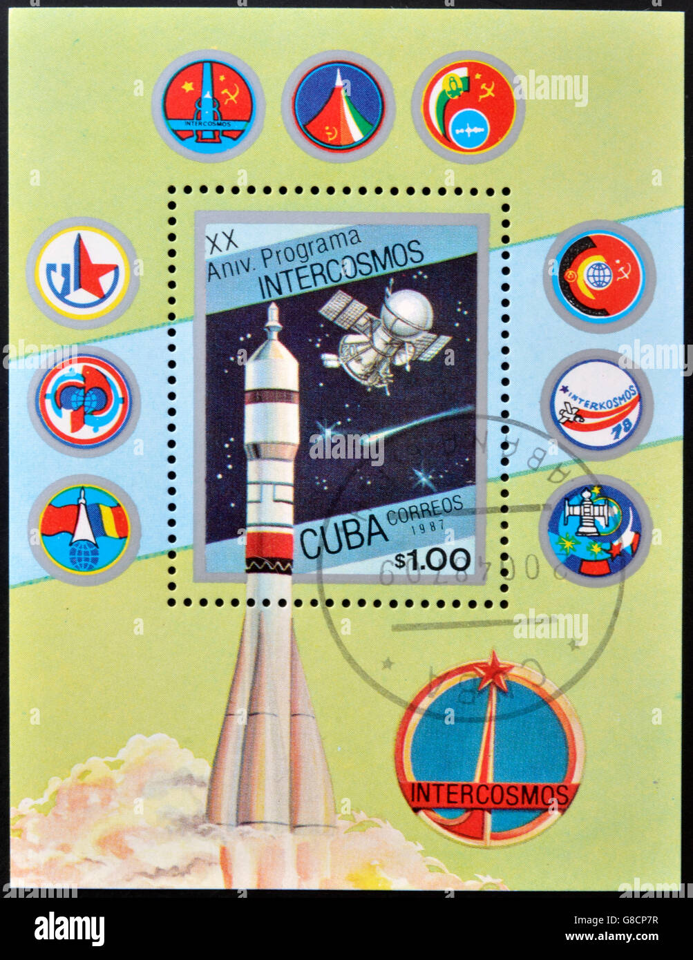 CUBA - CIRCA 1987: stamp printed in Cuba, shows Soviet space program ...