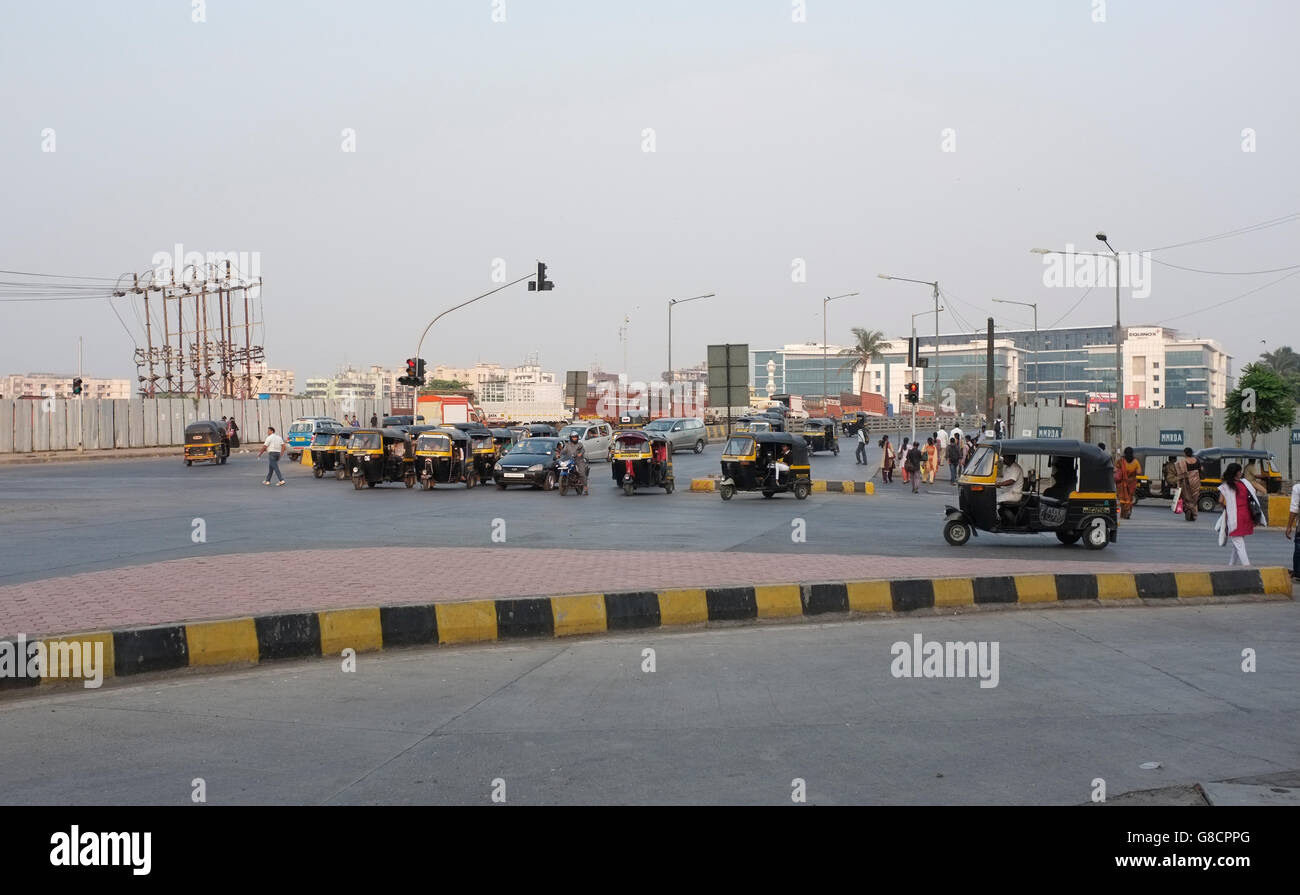 a busy intersection at bandra kurla complex (bkc) Street scenes Mumbai ...