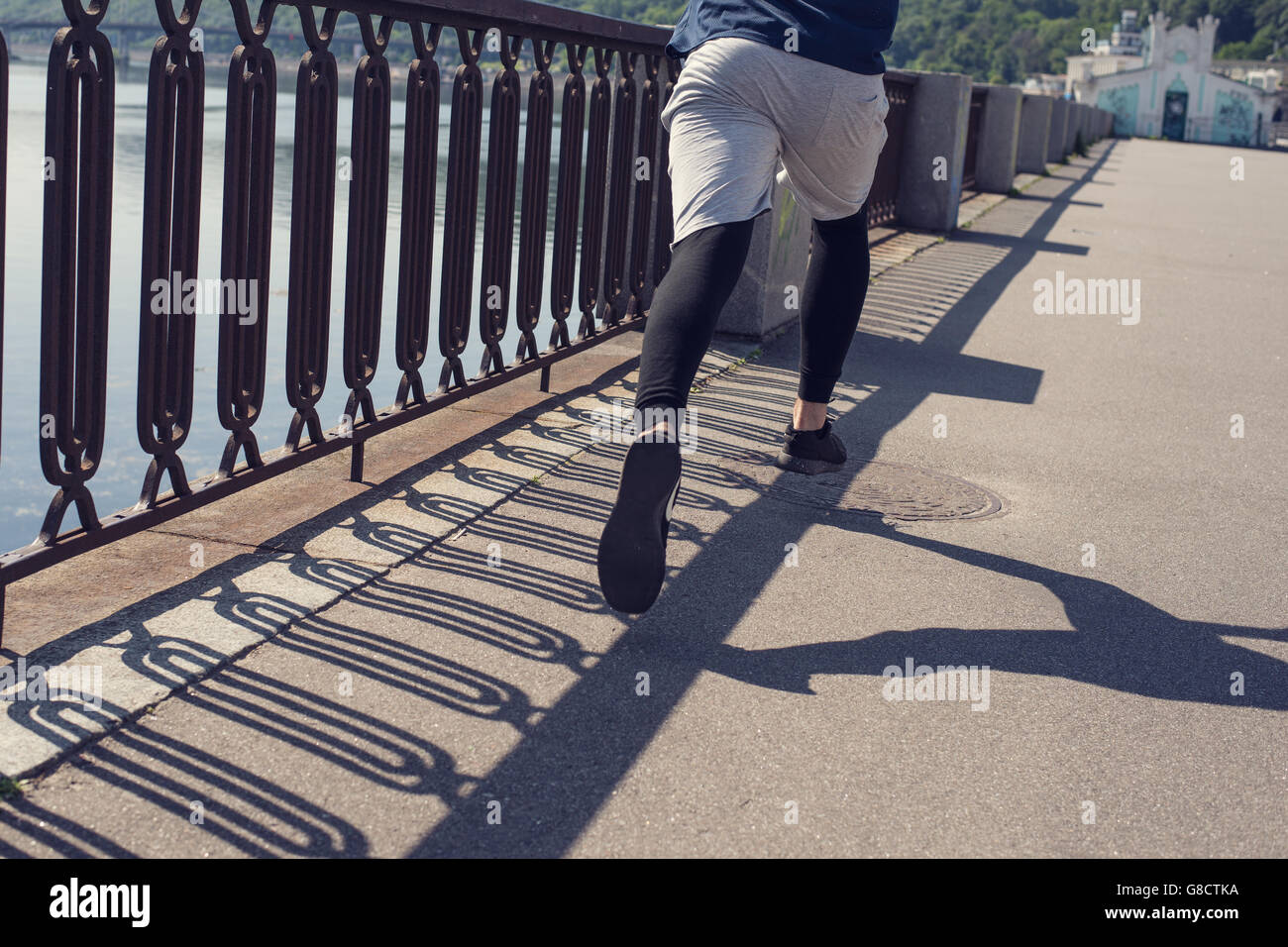 close up of running man Stock Photo - Alamy