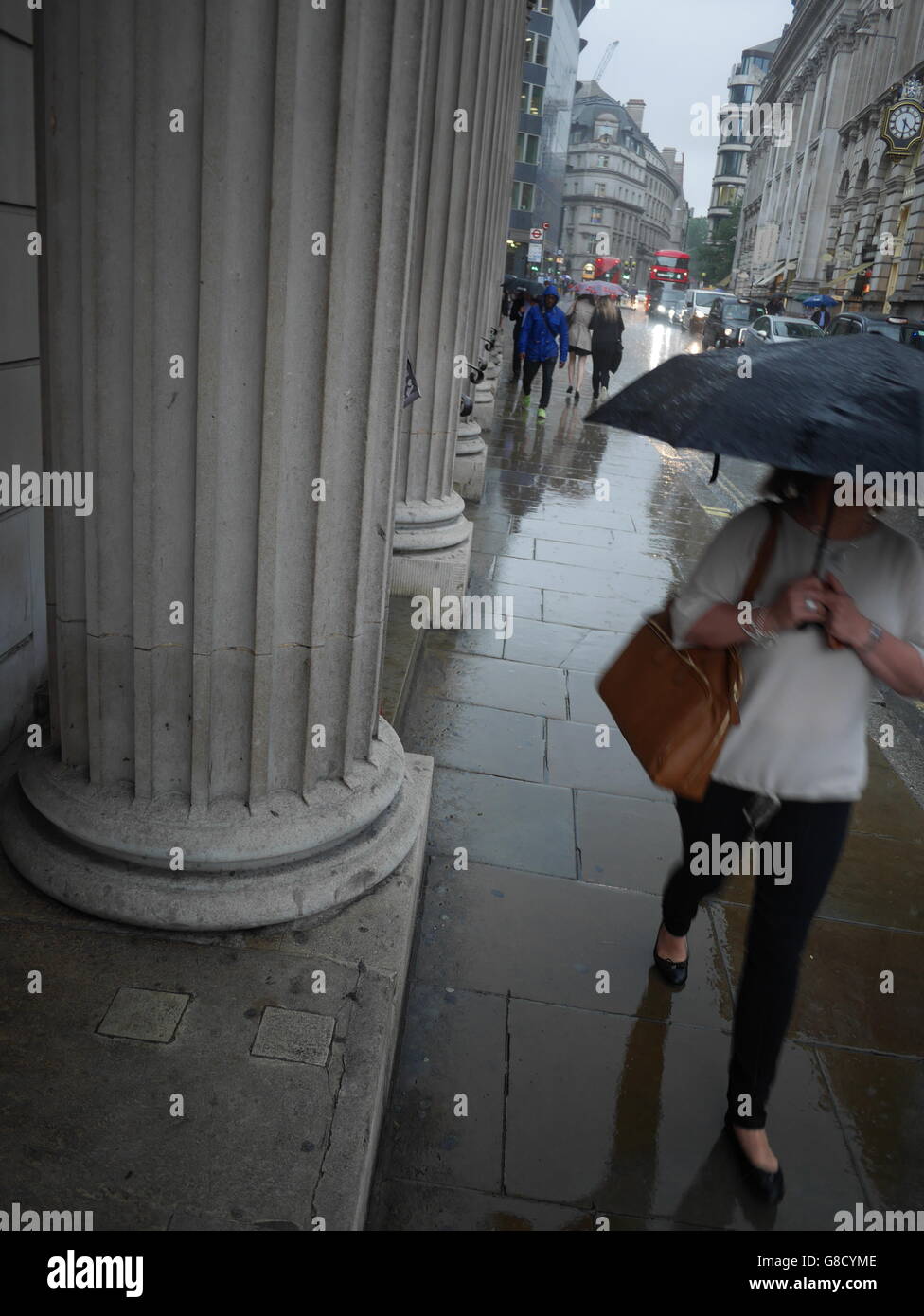 Weather shelter hi-res stock photography and images - Alamy