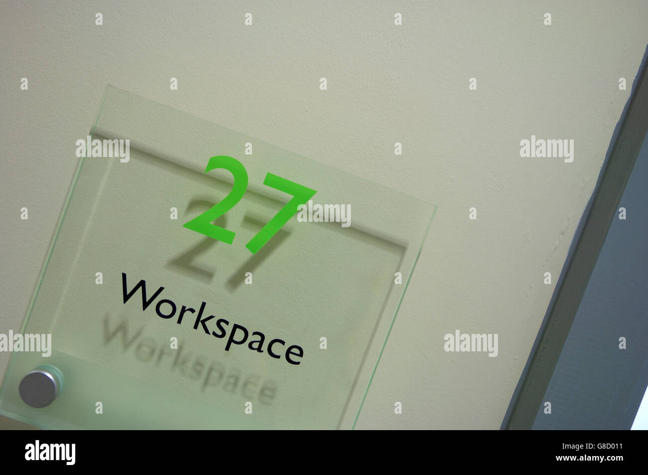 Workspace units hi-res stock photography and images - Alamy