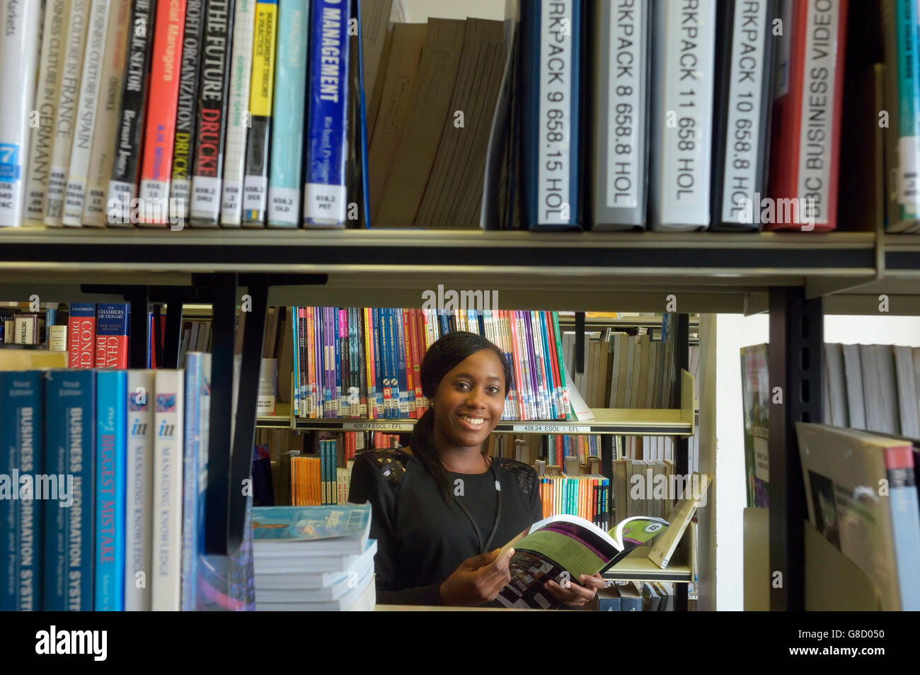 Black schoolgirl britain hi-res stock photography and images - Alamy