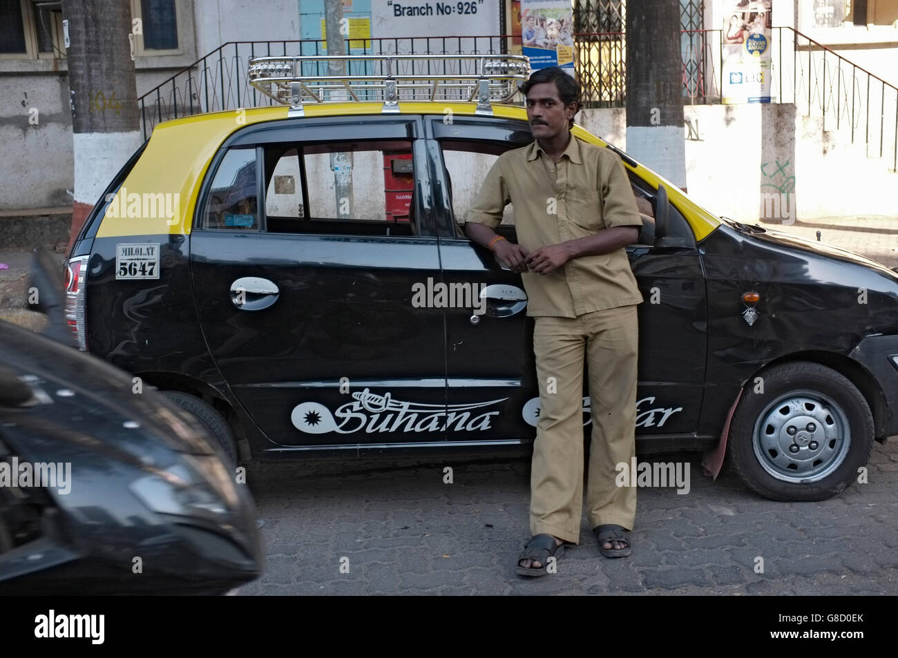 Mumbai taxi driver hi-res stock photography and images - Alamy