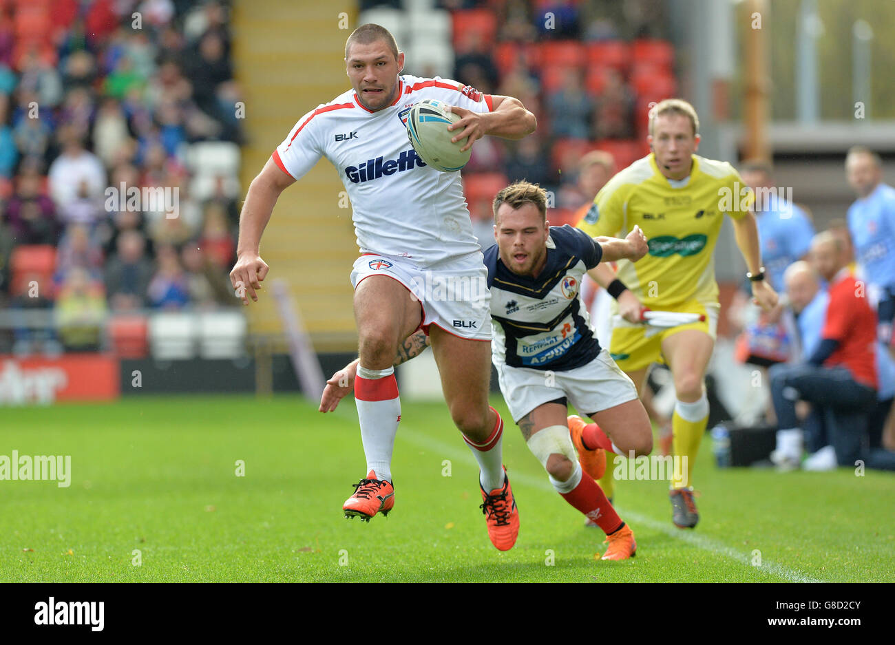 Leigh remy hi-res stock photography and images - Alamy