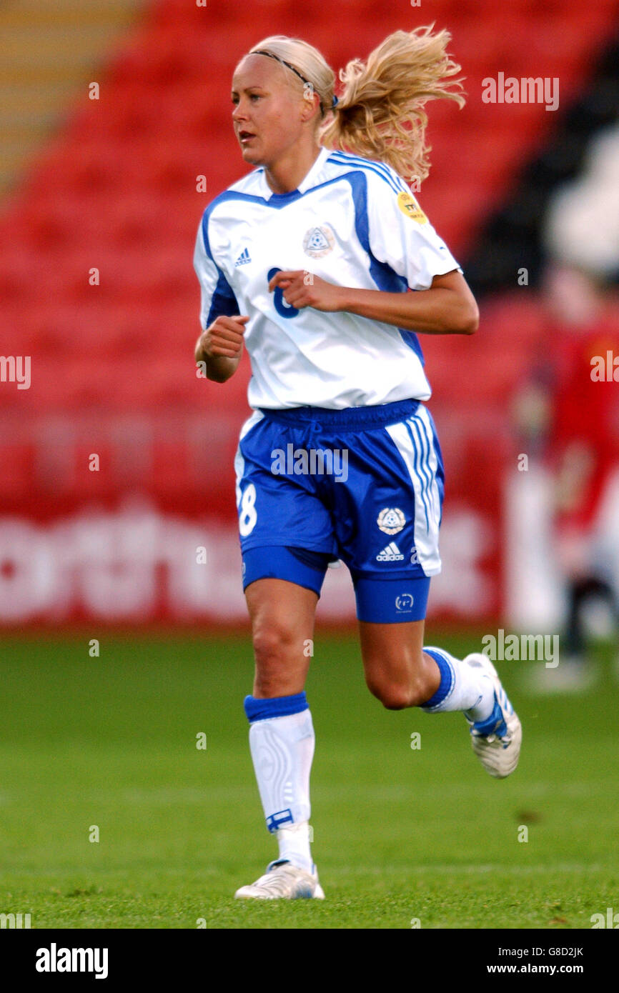 Minna mustonen hi-res stock photography and images - Alamy